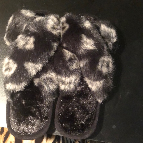Shoes | Womens Slippers | Poshmark